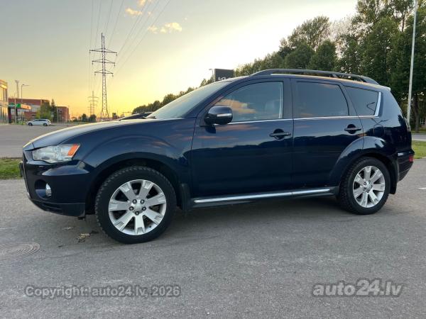 Mitsubishi Outlander 2012 Narva, ar dzinēja tilpumu 2.20 L un nobraukumu 287 tūkst. km par 3499 €, foto 9 vietnē AUTOMOTO.COM.LV
