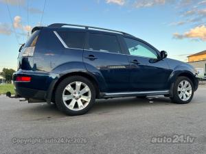 Mitsubishi Outlander 2012 in Narva, with an engine capacity of 2.20 L and mileage of 287 thousand km for 3499 €, photo 14 on AUTOMOTO.COM.LV
