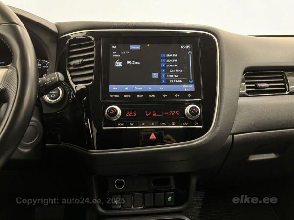 Mitsubishi Outlander 2021 in Rakvere, with an engine capacity of 2.36 L and mileage of 70 thousand km for 25890 €, photo 11 on AUTOMOTO.COM.LV