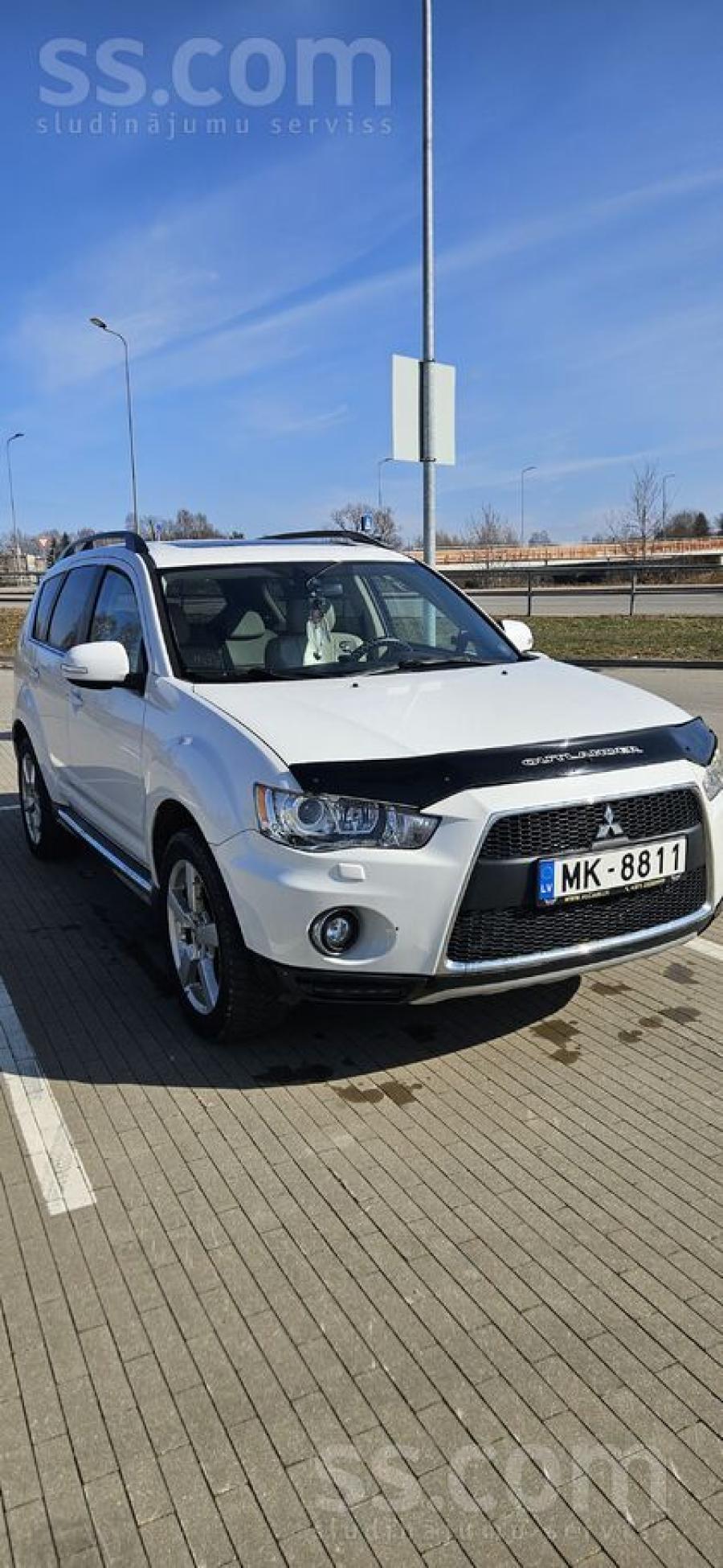 Balts Mitsubishi Outlander 2010 Rēzekne, ar dzinēja tilpumu 2.20 L un nobraukumu 222 tūkst. km par 5200 €, foto 2 vietnē AUTOMOTO.COM.LV