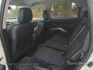 Balts Mitsubishi Outlander 2011 Tallina, ar dzinēja tilpumu 2.40 L un nobraukumu 307 tūkst. km par 3690 €, foto 10 vietnē AUTOMOTO.COM.LV