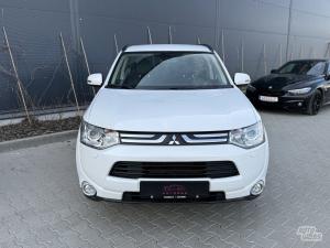 Balts Mitsubishi Outlander 2013 Viļņa, ar dzinēja tilpumu 2.00 L un nobraukumu 230 tūkst. km par 8999 €, foto 3 vietnē AUTOMOTO.COM.LV