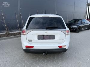 Balts Mitsubishi Outlander 2013 Viļņa, ar dzinēja tilpumu 2.00 L un nobraukumu 230 tūkst. km par 8999 €, foto 8 vietnē AUTOMOTO.COM.LV