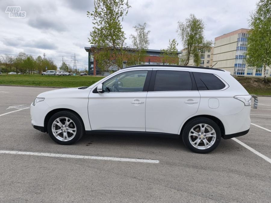Balts Mitsubishi Outlander 2013 Šauļi, ar dzinēja tilpumu 2.20 L un nobraukumu 212 tūkst. km par 7500 €, foto 7 vietnē AUTOMOTO.COM.LV