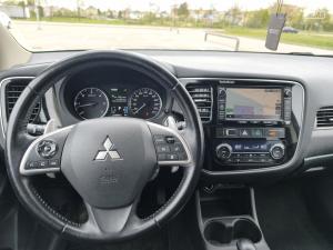 Balts Mitsubishi Outlander 2013 Šauļi, ar dzinēja tilpumu 2.20 L un nobraukumu 212 tūkst. km par 7500 €, foto 13 vietnē AUTOMOTO.COM.LV