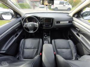 Balts Mitsubishi Outlander 2013 Šauļi, ar dzinēja tilpumu 2.20 L un nobraukumu 212 tūkst. km par 7500 €, foto 15 vietnē AUTOMOTO.COM.LV