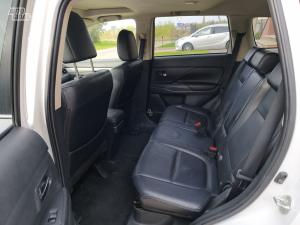 Balts Mitsubishi Outlander 2013 Šauļi, ar dzinēja tilpumu 2.20 L un nobraukumu 212 tūkst. km par 7500 €, foto 18 vietnē AUTOMOTO.COM.LV