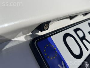 White Mitsubishi Outlander 2013 in Riga, with an engine capacity of 2.00 L and mileage of 257 thousand km for 8995 €, photo 10 on AUTOMOTO.COM.LV
