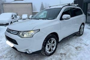 Balts Mitsubishi Outlander 2014 Tauragė, ar dzinēja tilpumu 0.00 L un nobraukumu 167 tūkst. km par 6990 €, foto  vietnē AUTOMOTO.COM.LV
