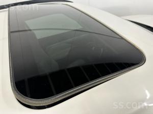 White Mitsubishi Outlander 2014 in Jurmala, with an engine capacity of 2.00 L and mileage of 177 thousand km for 10995 €, photo 33 on AUTOMOTO.COM.LV