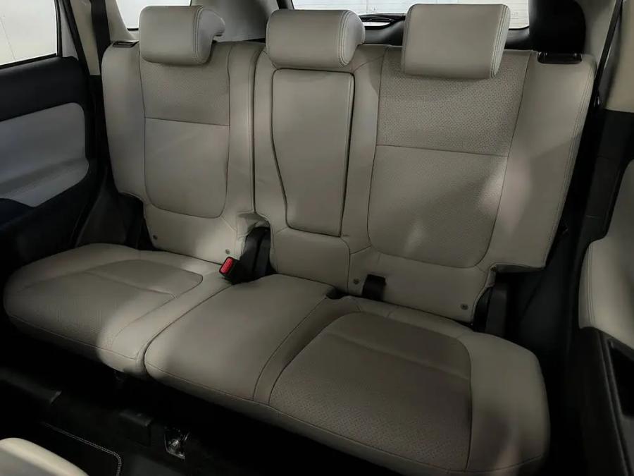 Balts Mitsubishi Outlander 2014 Jūrmala, ar dzinēja tilpumu 2.00 L un nobraukumu 177 tūkst. km par 10995 €, foto 33 vietnē AUTOMOTO.COM.LV