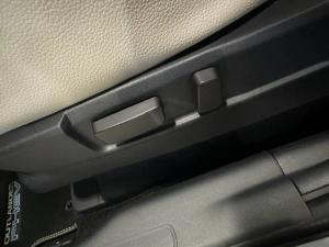 Balts Mitsubishi Outlander 2014 Jūrmala, ar dzinēja tilpumu 2.00 L un nobraukumu 177 tūkst. km par 10995 €, foto 37 vietnē AUTOMOTO.COM.LV