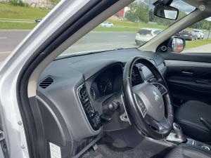 Balts Mitsubishi Outlander 2014 Kauņa, ar dzinēja tilpumu 2.00 L un nobraukumu 269 tūkst. km par 6950 €, foto 19 vietnē AUTOMOTO.COM.LV