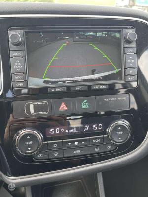 Balts Mitsubishi Outlander 2014 Kauņa, ar dzinēja tilpumu 2.00 L un nobraukumu 269 tūkst. km par 6950 €, foto 22 vietnē AUTOMOTO.COM.LV