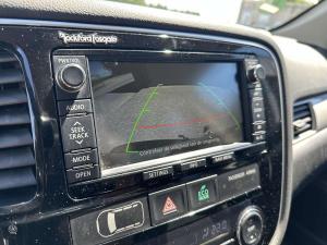 Balts Mitsubishi Outlander 2014 Marijampole, ar dzinēja tilpumu 2.00 L un nobraukumu 282 tūkst. km par 5850 €, foto 11 vietnē AUTOMOTO.COM.LV
