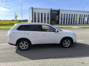 Balts Mitsubishi Outlander 2014 Marijampole, ar dzinēja tilpumu 2.27 L un nobraukumu 269 tūkst. km par 6550 €, foto 7 vietnē AUTOMOTO.COM.LV