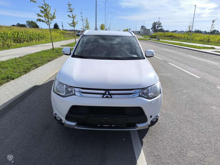 Balts Mitsubishi Outlander 2014 Marijampole, ar dzinēja tilpumu 2.27 L un nobraukumu 269 tūkst. km par 6550 €, foto 9 vietnē AUTOMOTO.COM.LV