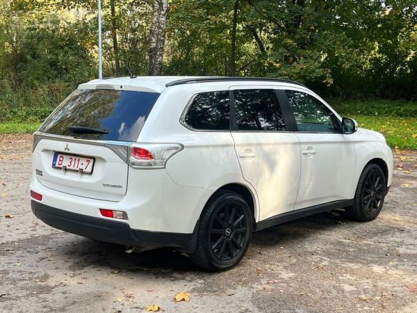 Balts Mitsubishi Outlander 2014 Rīga, ar dzinēja tilpumu 2.00 L un nobraukumu 0 tūkst. km par 5399 €, foto 6 vietnē AUTOMOTO.COM.LV