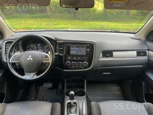 Balts Mitsubishi Outlander 2014 Rīga, ar dzinēja tilpumu 2.00 L un nobraukumu 0 tūkst. km par 5399 €, foto 11 vietnē AUTOMOTO.COM.LV