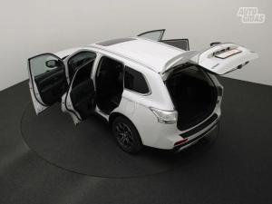 Balts Mitsubishi Outlander 2015 Viļņa, ar dzinēja tilpumu 2.00 L un nobraukumu 187 tūkst. km par 11199 €, foto 14 vietnē AUTOMOTO.COM.LV