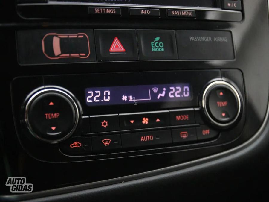 Balts Mitsubishi Outlander 2015 Viļņa, ar dzinēja tilpumu 2.00 L un nobraukumu 187 tūkst. km par 11199 €, foto 21 vietnē AUTOMOTO.COM.LV