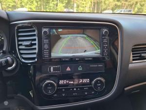 Balts Mitsubishi Outlander 2015 Radviliškis, ar dzinēja tilpumu 2.20 L un nobraukumu 238 tūkst. km par 6900 €, foto 9 vietnē AUTOMOTO.COM.LV