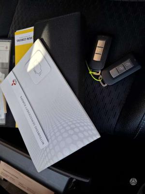 Balts Mitsubishi Outlander 2015 Radviliškis, ar dzinēja tilpumu 2.20 L un nobraukumu 238 tūkst. km par 6900 €, foto 18 vietnē AUTOMOTO.COM.LV