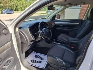 Balts Mitsubishi Outlander 2015 Radviliškis, ar dzinēja tilpumu 2.20 L un nobraukumu 238 tūkst. km par 6900 €, foto 19 vietnē AUTOMOTO.COM.LV