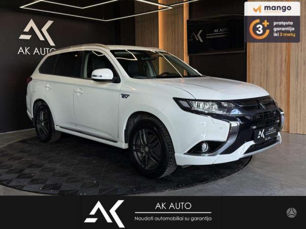 White Mitsubishi Outlander 2015 in Kaunas, with an engine capacity of 2.00 L and mileage of 118 thousand km for 15490 €, photo 1 on AUTOMOTO.COM.LV