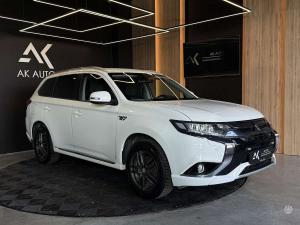 Balts Mitsubishi Outlander 2015 Kauņa, ar dzinēja tilpumu 2.00 L un nobraukumu 118 tūkst. km par 15490 €, foto 3 vietnē AUTOMOTO.COM.LV