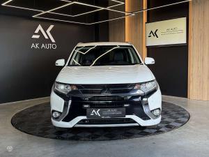 Balts Mitsubishi Outlander 2015 Kauņa, ar dzinēja tilpumu 2.00 L un nobraukumu 118 tūkst. km par 15490 €, foto 5 vietnē AUTOMOTO.COM.LV