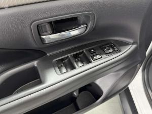 Balts Mitsubishi Outlander 2015 Utena, ar dzinēja tilpumu 2.27 L un nobraukumu 246 tūkst. km par 8550 €, foto 16 vietnē AUTOMOTO.COM.LV