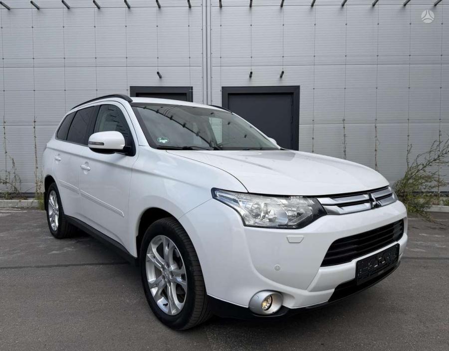Balts Mitsubishi Outlander 2015 Utena, ar dzinēja tilpumu 2.27 L un nobraukumu 246 tūkst. km par 8550 €, foto 40 vietnē AUTOMOTO.COM.LV
