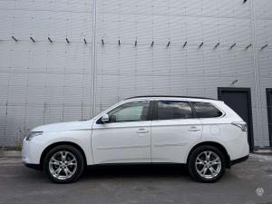 Balts Mitsubishi Outlander 2015 Utena, ar dzinēja tilpumu 2.27 L un nobraukumu 246 tūkst. km par 8550 €, foto 41 vietnē AUTOMOTO.COM.LV
