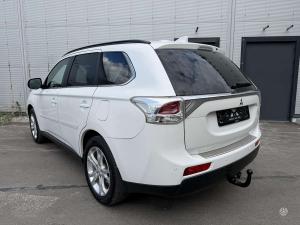 Balts Mitsubishi Outlander 2015 Utena, ar dzinēja tilpumu 2.27 L un nobraukumu 246 tūkst. km par 8550 €, foto 45 vietnē AUTOMOTO.COM.LV