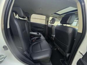 White Mitsubishi Outlander 2015 in Vilnius, with an engine capacity of 2.00 L and mileage of 219 thousand km for 8900 €, photo 15 on AUTOMOTO.COM.LV