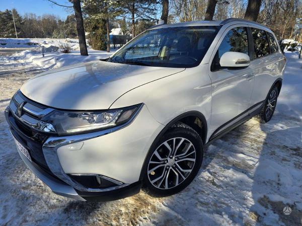 Balts Mitsubishi Outlander 2016 Utena, ar dzinēja tilpumu 2.27 L un nobraukumu 223 tūkst. km par 9900 €, foto 2 vietnē AUTOMOTO.COM.LV