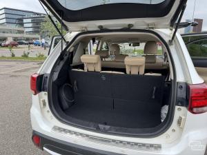 White Mitsubishi Outlander 2016 in Vilnius, with an engine capacity of 2.30 L and mileage of 141 thousand km for 19900 €, photo 22 on AUTOMOTO.COM.LV