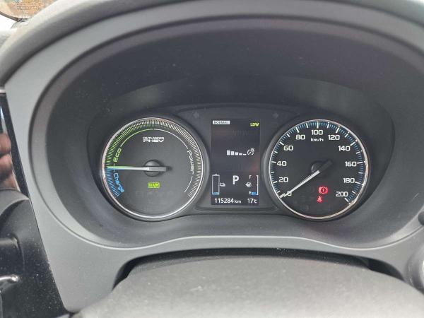 White Mitsubishi Outlander 2016 in Taurage, with an engine capacity of 2.00 L and mileage of 115 thousand km for 14200 €, photo 10 on AUTOMOTO.COM.LV