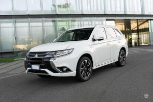 Balts Mitsubishi Outlander 2016 Viļņa, ar dzinēja tilpumu 0.00 L un nobraukumu 38 tūkst. km par 16900 €, foto 6 vietnē AUTOMOTO.COM.LV
