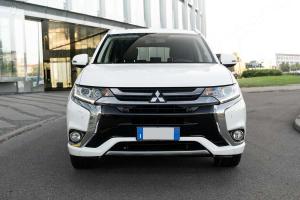 Balts Mitsubishi Outlander 2016 Viļņa, ar dzinēja tilpumu 0.00 L un nobraukumu 38 tūkst. km par 16900 €, foto 9 vietnē AUTOMOTO.COM.LV