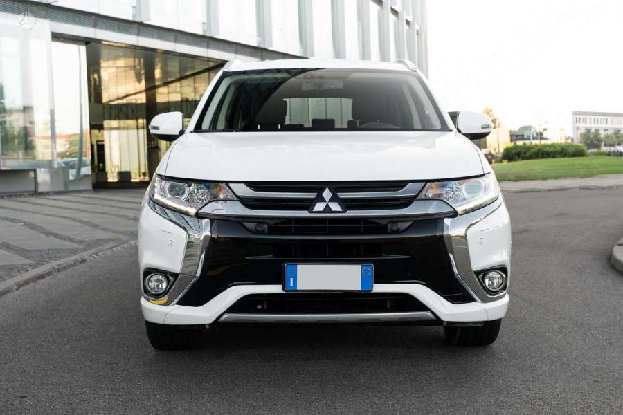 Balts Mitsubishi Outlander 2016 Viļņa, ar dzinēja tilpumu 0.00 L un nobraukumu 38 tūkst. km par 16900 €, foto 9 vietnē AUTOMOTO.COM.LV