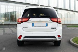 Balts Mitsubishi Outlander 2016 Viļņa, ar dzinēja tilpumu 0.00 L un nobraukumu 38 tūkst. km par 16900 €, foto 10 vietnē AUTOMOTO.COM.LV