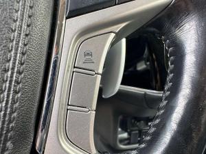 Balts Mitsubishi Outlander 2016 Panevēža, ar dzinēja tilpumu 2.00 L un nobraukumu 218 tūkst. km par 9850 €, foto 17 vietnē AUTOMOTO.COM.LV