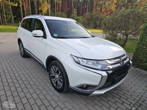 White Mitsubishi Outlander 2016 in Ukmerge, with an engine capacity of 2.30 L and mileage of 266 thousand km for 6900 €, photo  on AUTOMOTO.COM.LV