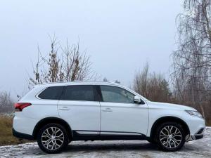 Balts Mitsubishi Outlander 2017 Šauļi, ar dzinēja tilpumu 2.27 L un nobraukumu 185 tūkst. km par 11950 €, foto 14 vietnē AUTOMOTO.COM.LV