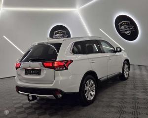 Balts Mitsubishi Outlander 2017 Marijampole, ar dzinēja tilpumu 2.27 L un nobraukumu 180 tūkst. km par 11750 €, foto 25 vietnē AUTOMOTO.COM.LV