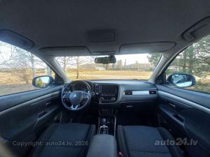 Balts Mitsubishi Outlander 2017 Tartu, ar dzinēja tilpumu 2.20 L un nobraukumu 152 tūkst. km par 12950 €, foto 16 vietnē AUTOMOTO.COM.LV