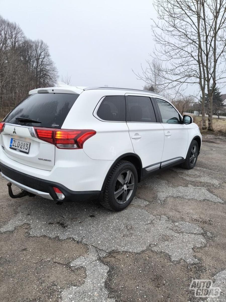 Balts Mitsubishi Outlander 2017 Klaipėda, ar dzinēja tilpumu 2.30 L un nobraukumu 243 tūkst. km par 8700 €, foto 9 vietnē AUTOMOTO.COM.LV