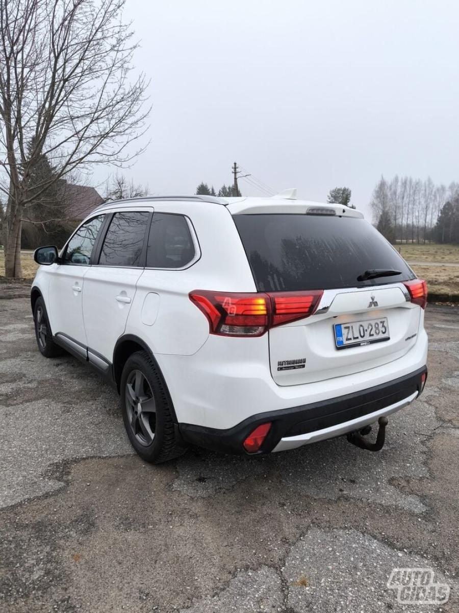 Balts Mitsubishi Outlander 2017 Klaipėda, ar dzinēja tilpumu 2.30 L un nobraukumu 243 tūkst. km par 8700 €, foto 10 vietnē AUTOMOTO.COM.LV
